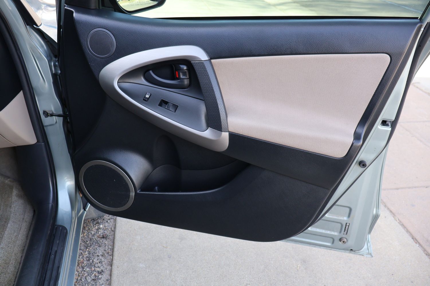 2007 Toyota RAV4 Base | Victory Motors of Colorado