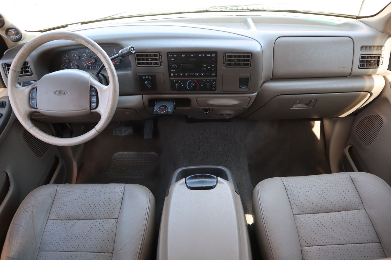 2001 Ford F-250 Super Duty Lariat | Victory Motors of Colorado