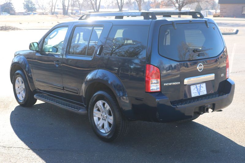 2006 Nissan Pathfinder Photos