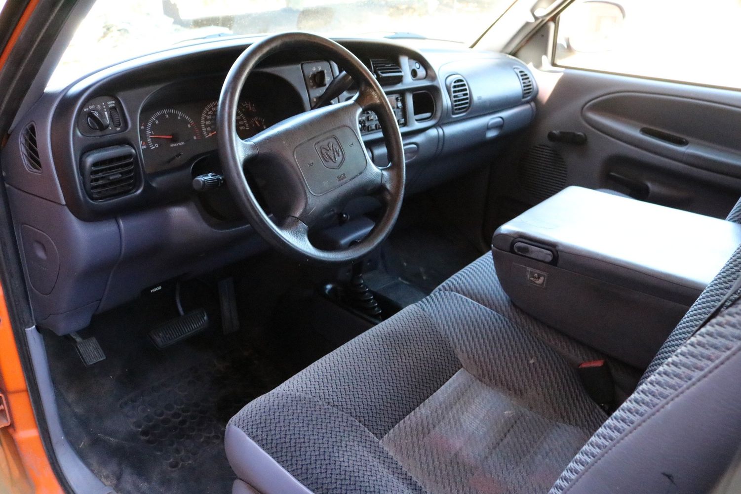 2001 Dodge Ram 1500 ST | Victory Motors of Colorado