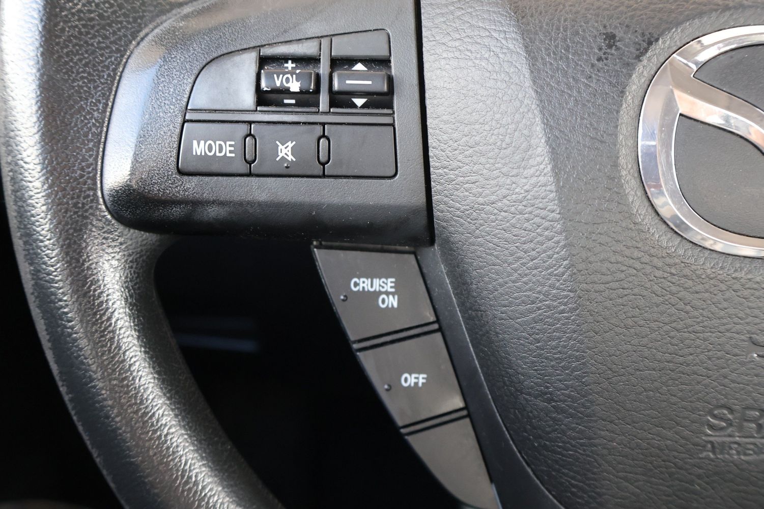 2013 MAZDA 3 i Sport | Victory Motors of Colorado