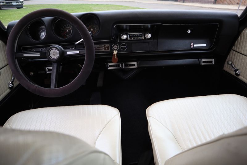 1968 Oldsmobile Cutlass Photos