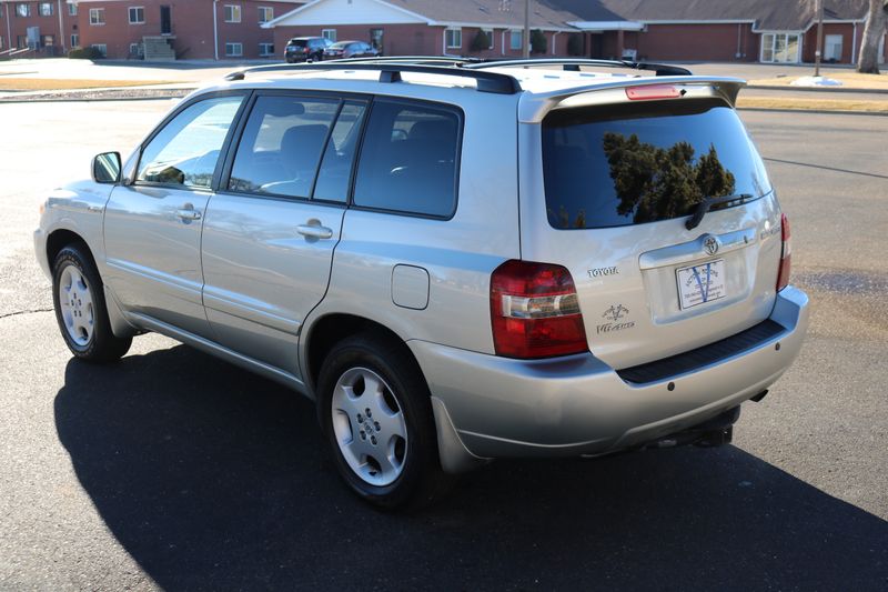 2006 Toyota Highlander Photos