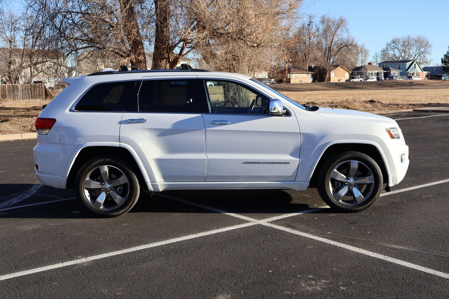 2014 Jeep Grand Cherokee Overland | Victory Motors of Colorado