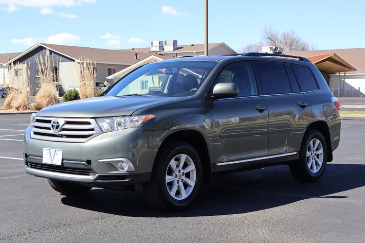 2012 Toyota Highlander SE | Victory Motors of Colorado