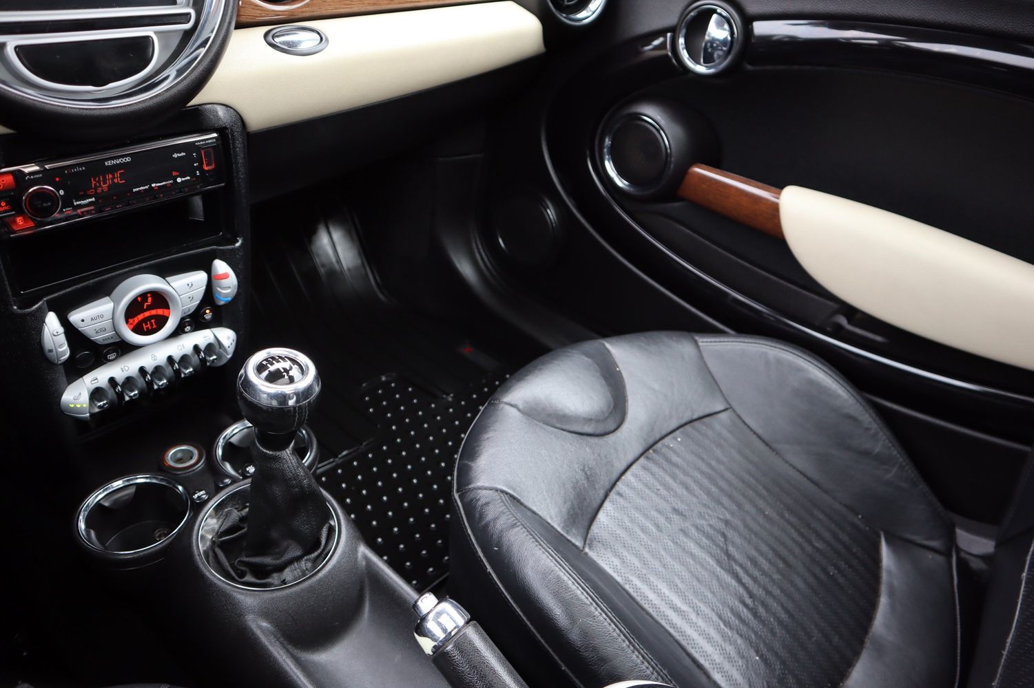 2007 MINI Cooper S | Victory Motors of Colorado