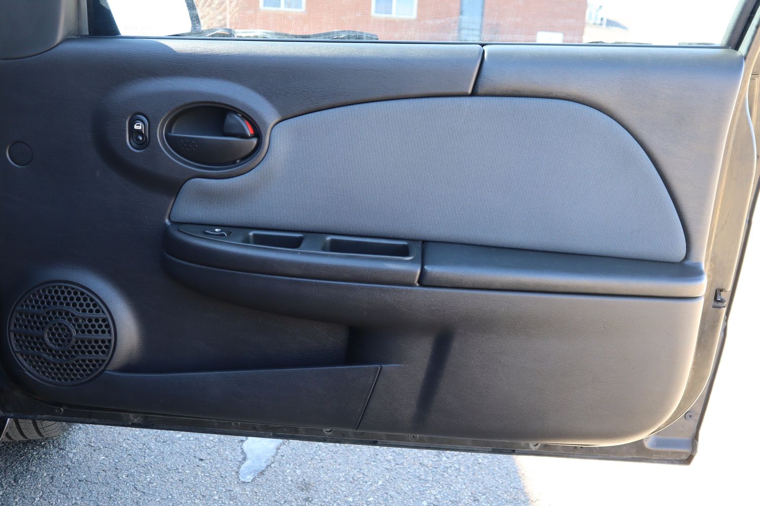 2004 Saturn Ion 2 | Victory Motors of Colorado