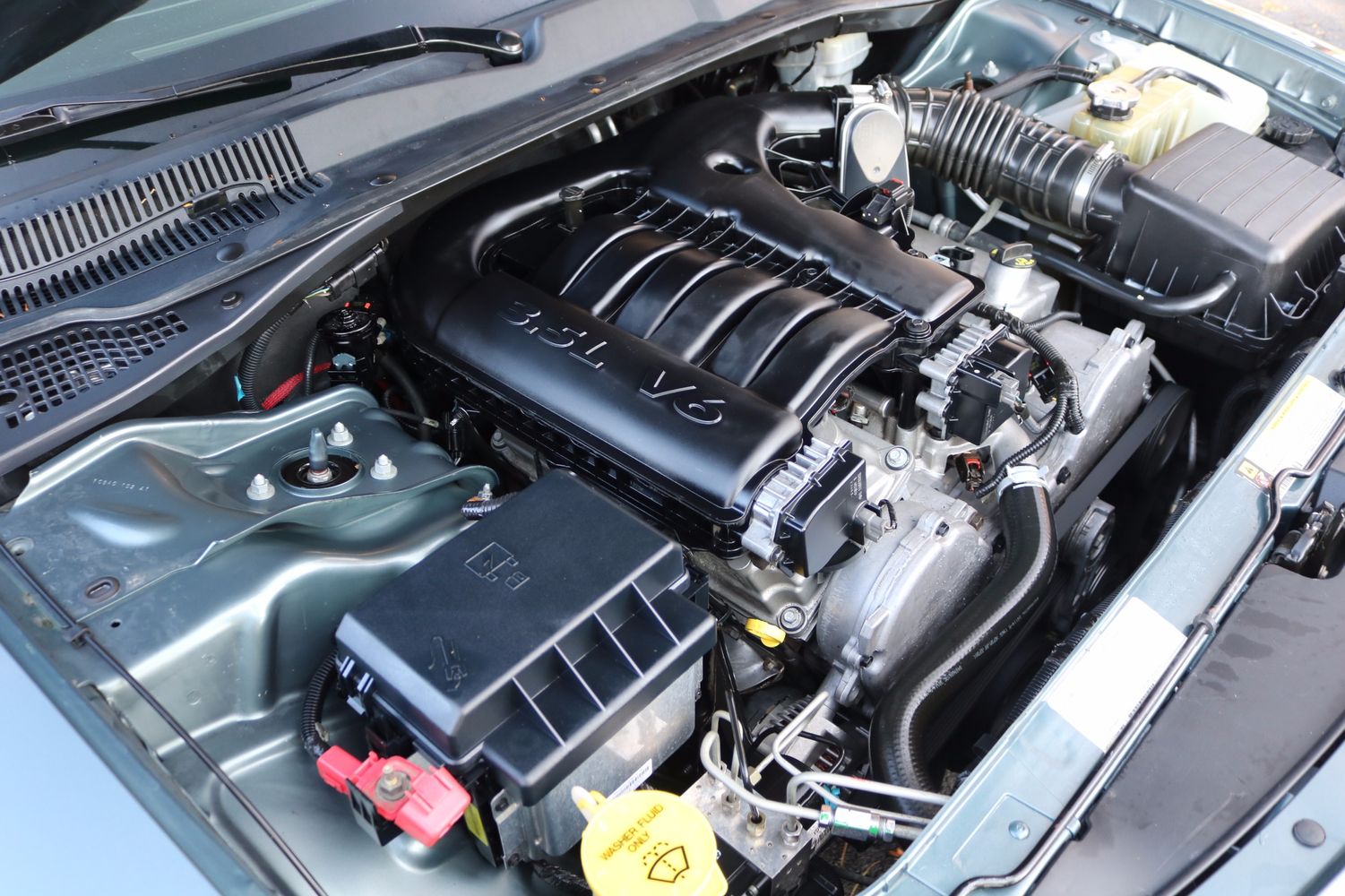 2006 Dodge Charger SXT | Victory Motors of Colorado