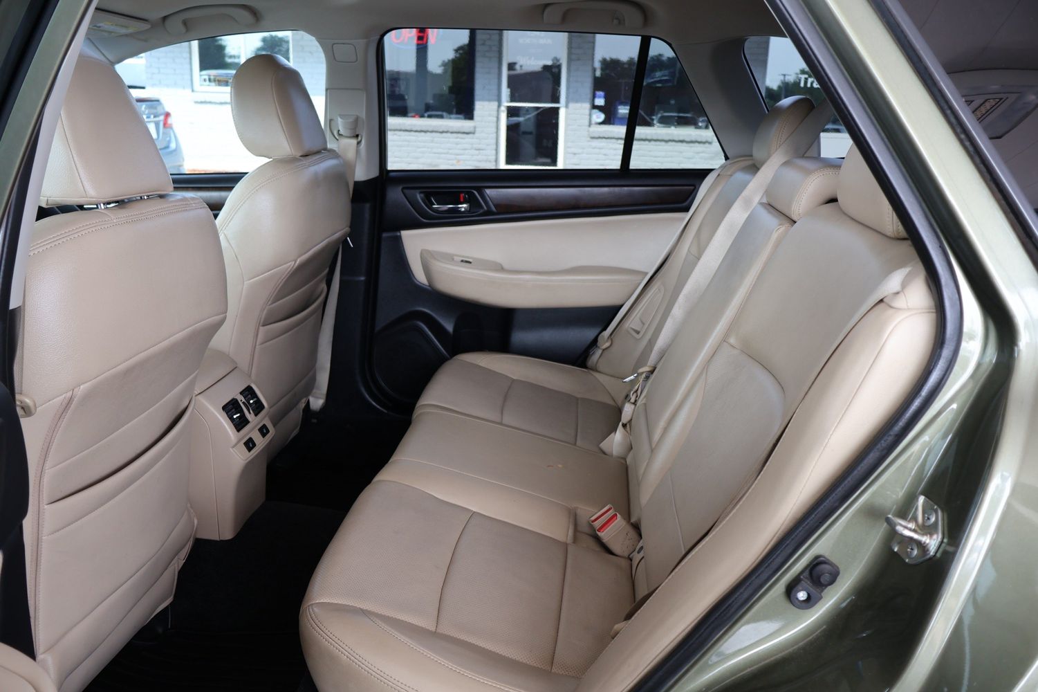 2015 Subaru Outback 2.5i Limited | Victory Motors of Colorado