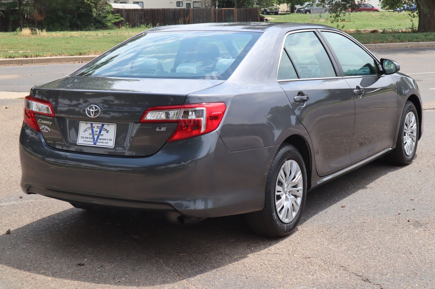 2014 Toyota Camry LE | Victory Motors of Colorado