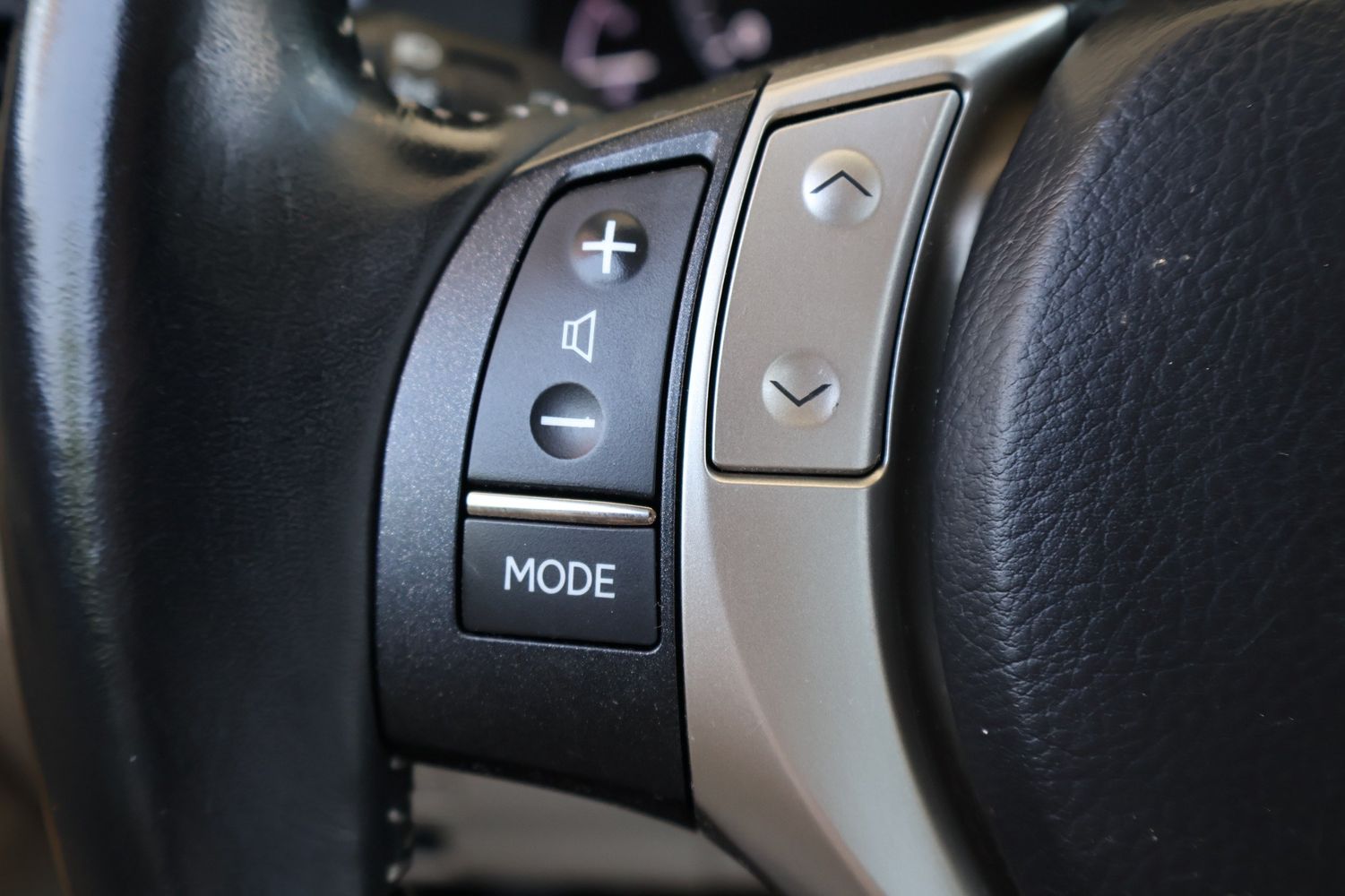 2013 Lexus ES 350 | Victory Motors of Colorado