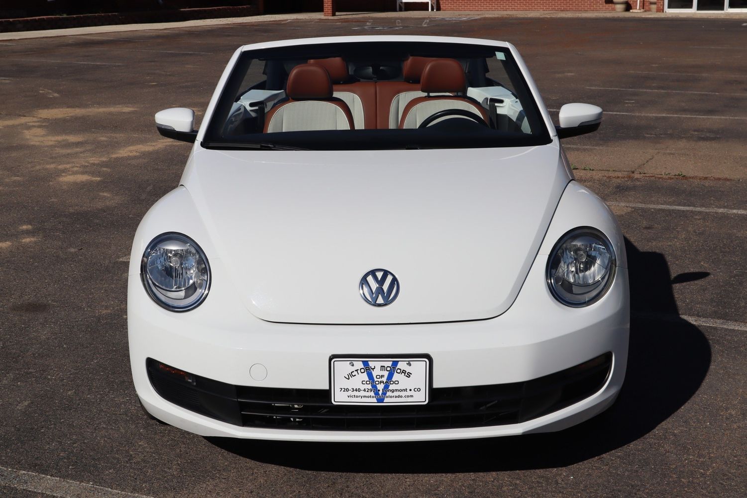 2015 Volkswagen Beetle Convertible 1.8T Classic PZEV | Victory Motors ...