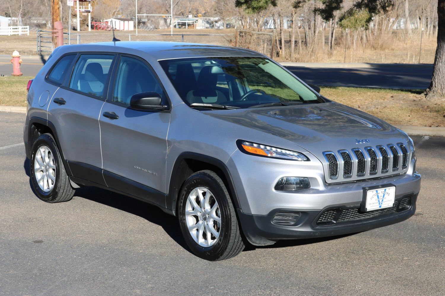 2017 Jeep Cherokee Sport | Victory Motors of Colorado