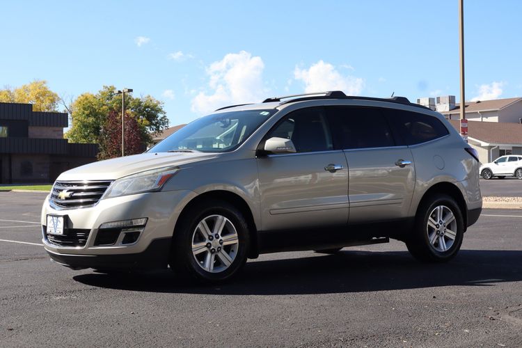 2013 Chevrolet Traverse 2LT | Victory Motors of Colorado