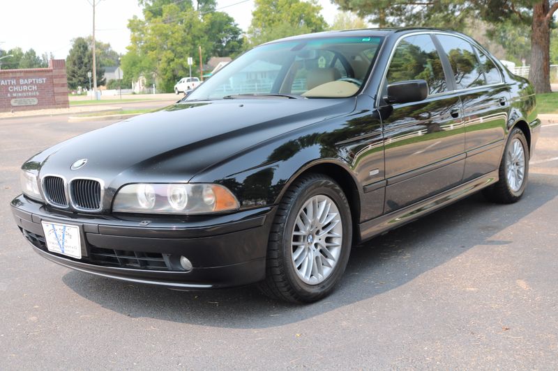2002 BMW 530i Photos
