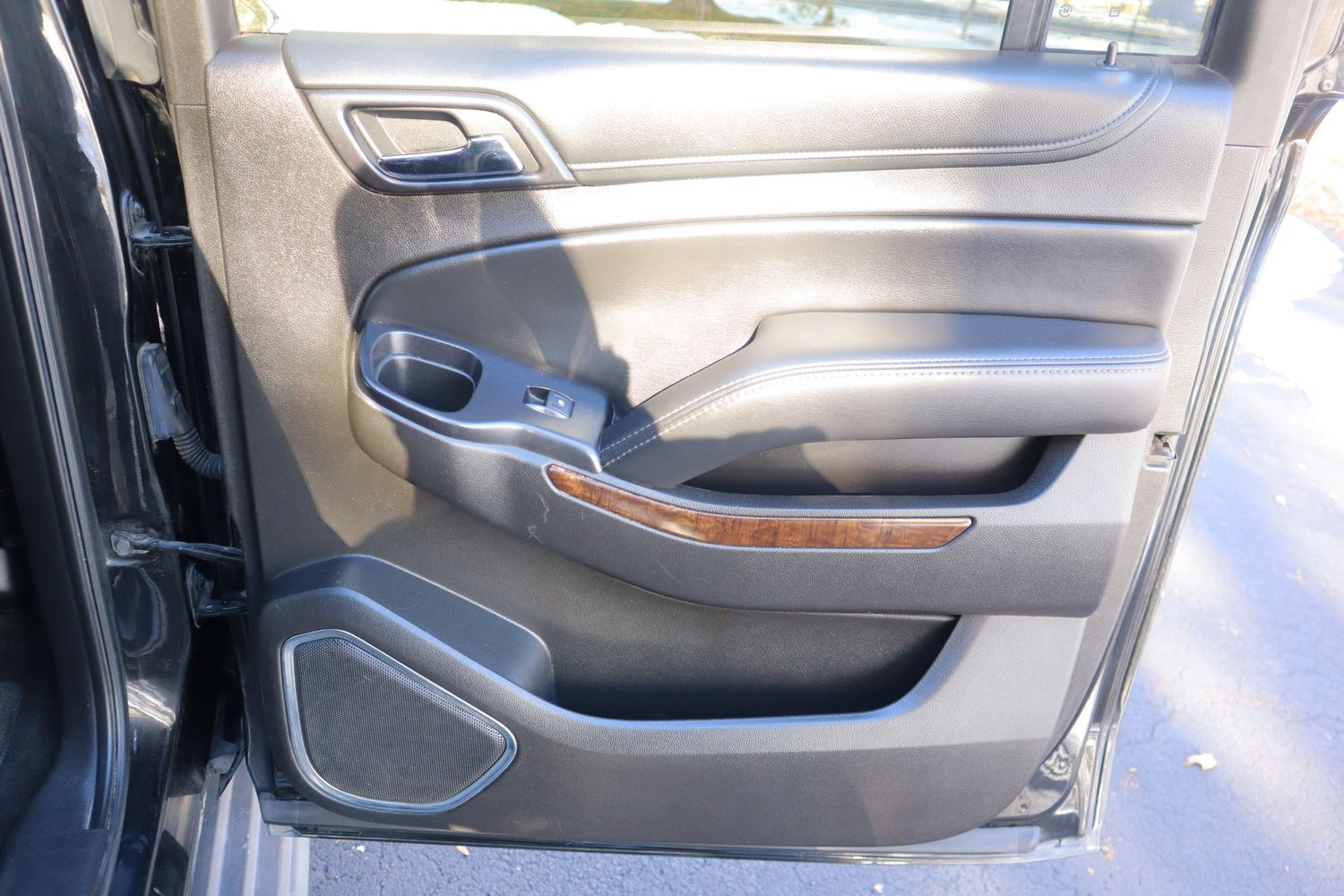2016 Chevrolet Suburban LT 1500 | Victory Motors of Colorado