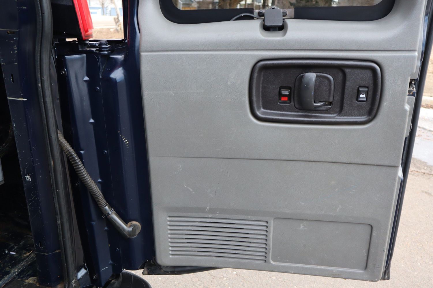 2010 Chevrolet Express Passenger LS 3500 | Victory Motors of Colorado