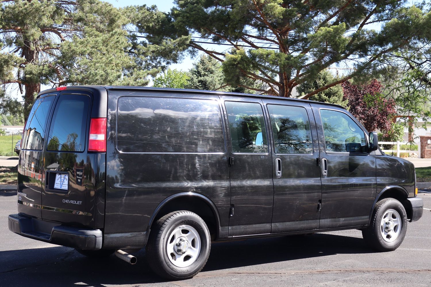 2006 Chevrolet Express 1500 | Victory Motors of Colorado