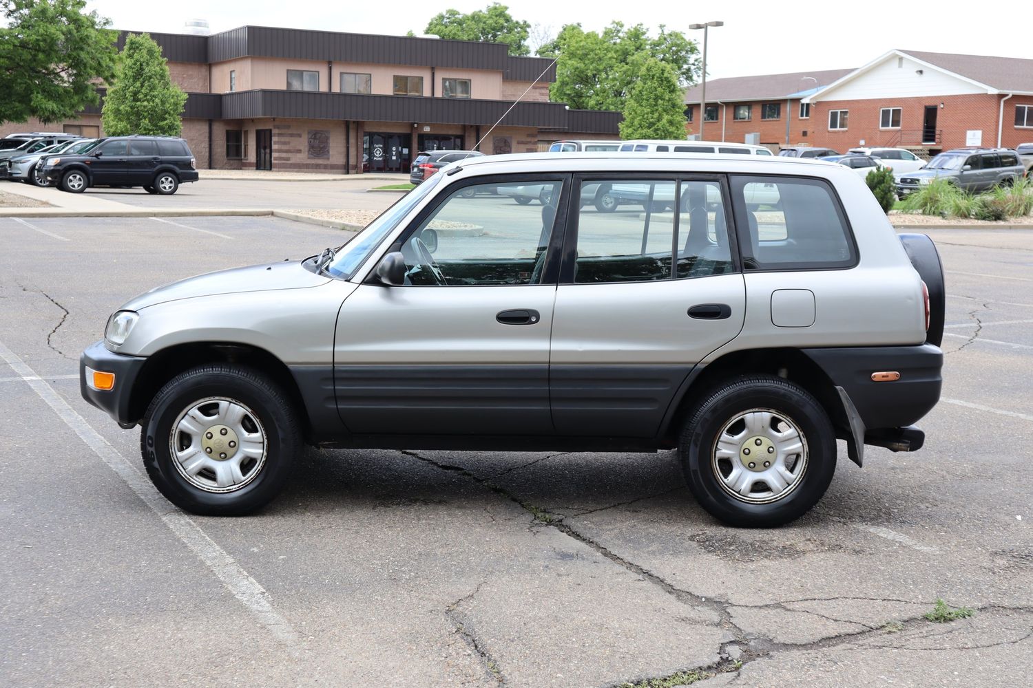 1999 Toyota RAV4 Base | Victory Motors of Colorado