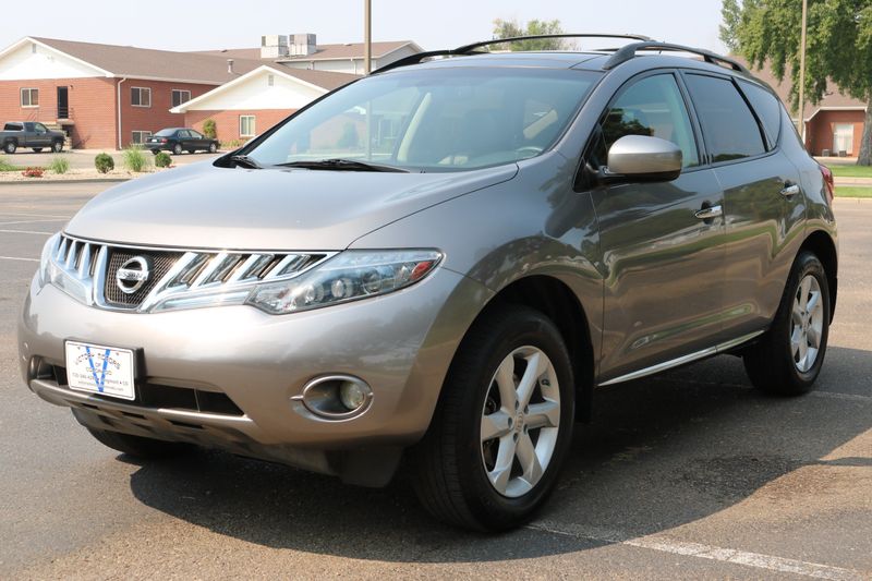 2010 Nissan Murano Photos