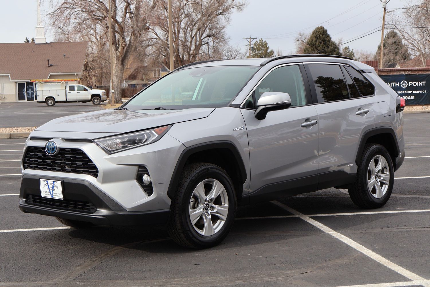 2020 Toyota RAV4 Hybrid XLE | Victory Motors of Colorado