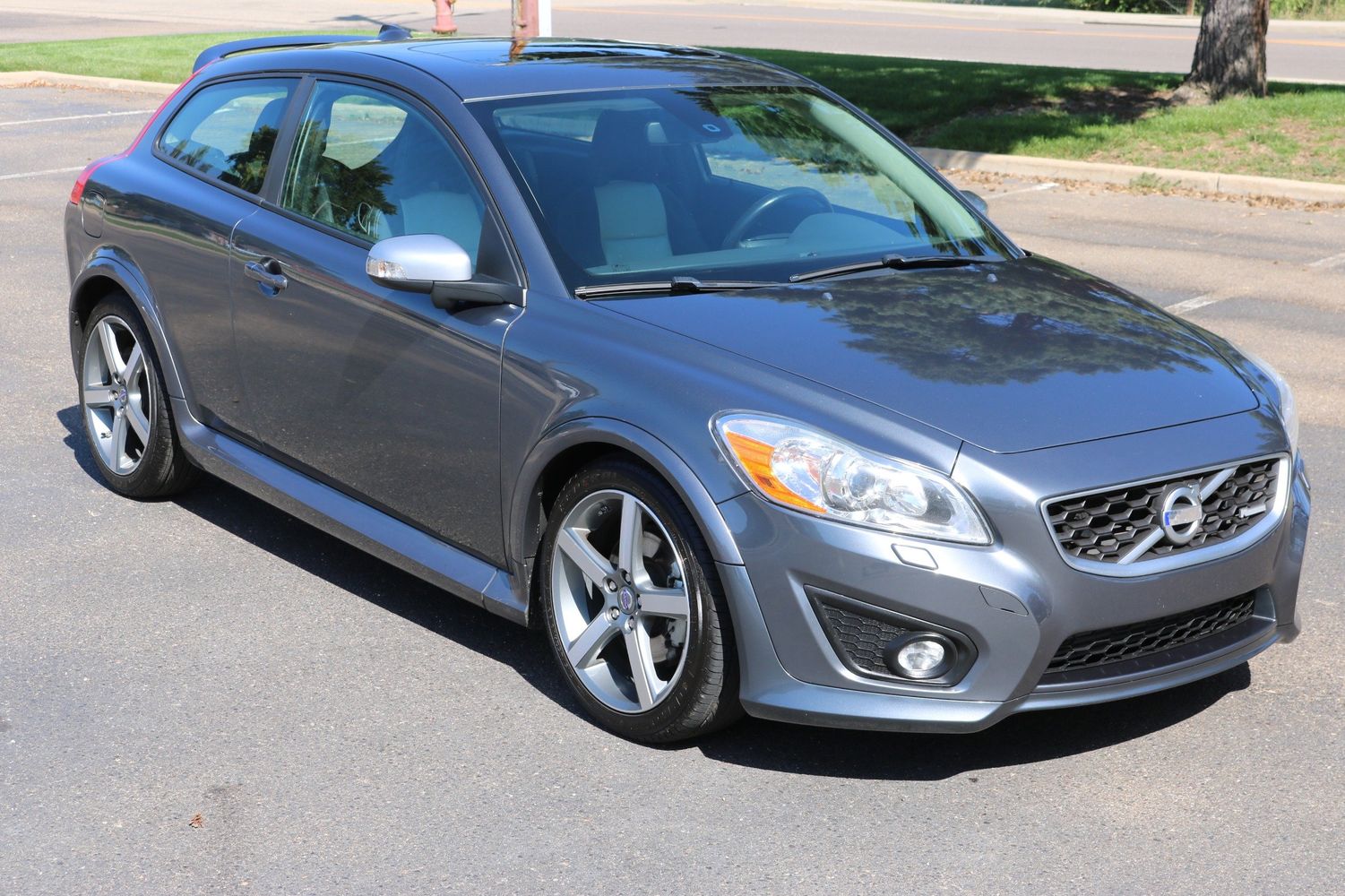 2012 Volvo C30 T5 R-Design | Victory Motors of Colorado
