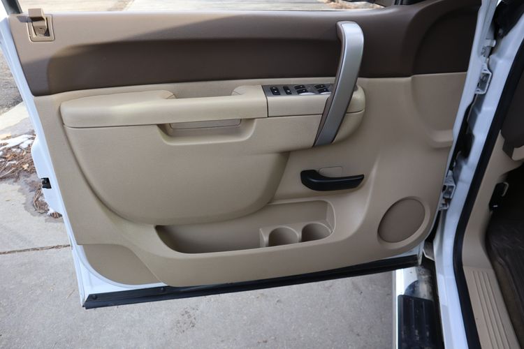 2013 Chevrolet Silverado 1500 LT | Victory Motors of Colorado