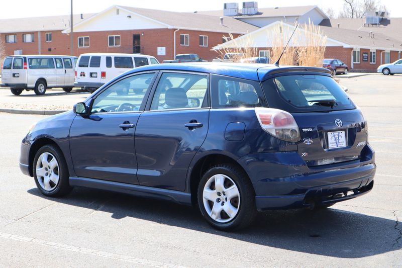 2005 Toyota Matrix Photos