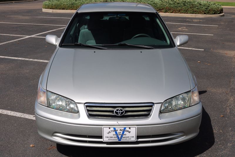 2001 Toyota Camry Photos