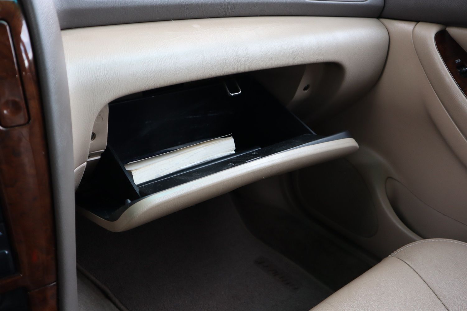 2001 Subaru Outback Limited | Victory Motors of Colorado