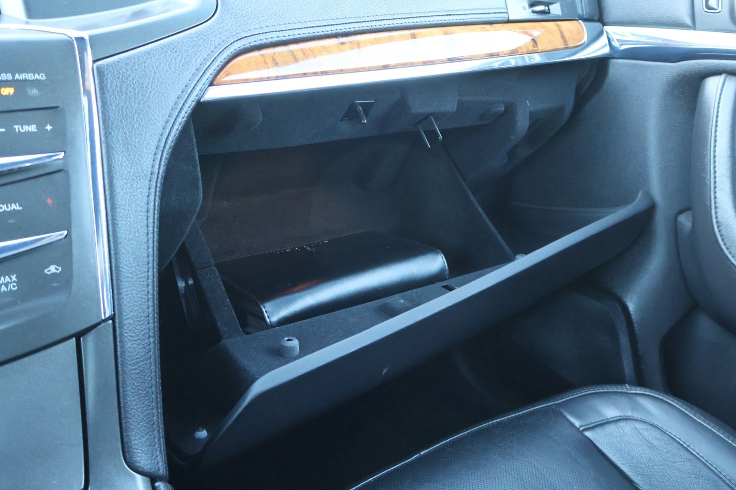 2013 Lincoln MKS EcoBoost | Victory Motors of Colorado