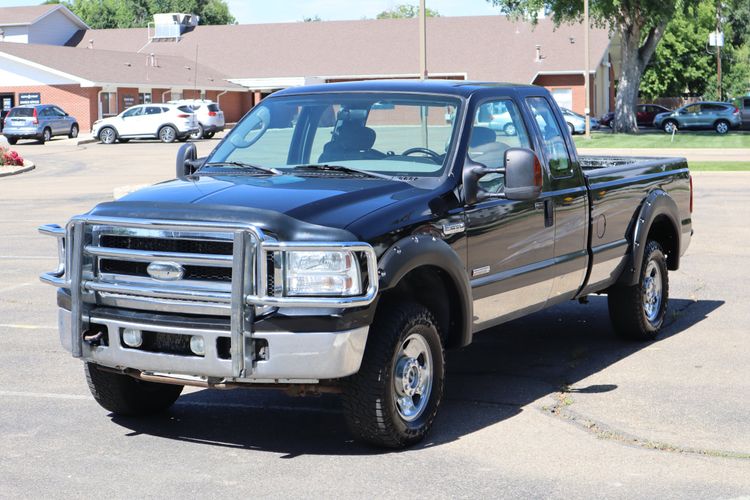 2006 Ford F-250 Super Duty XLT | Victory Motors of Colorado