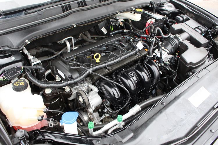 2017 Ford Fusion SE | Victory Motors of Colorado