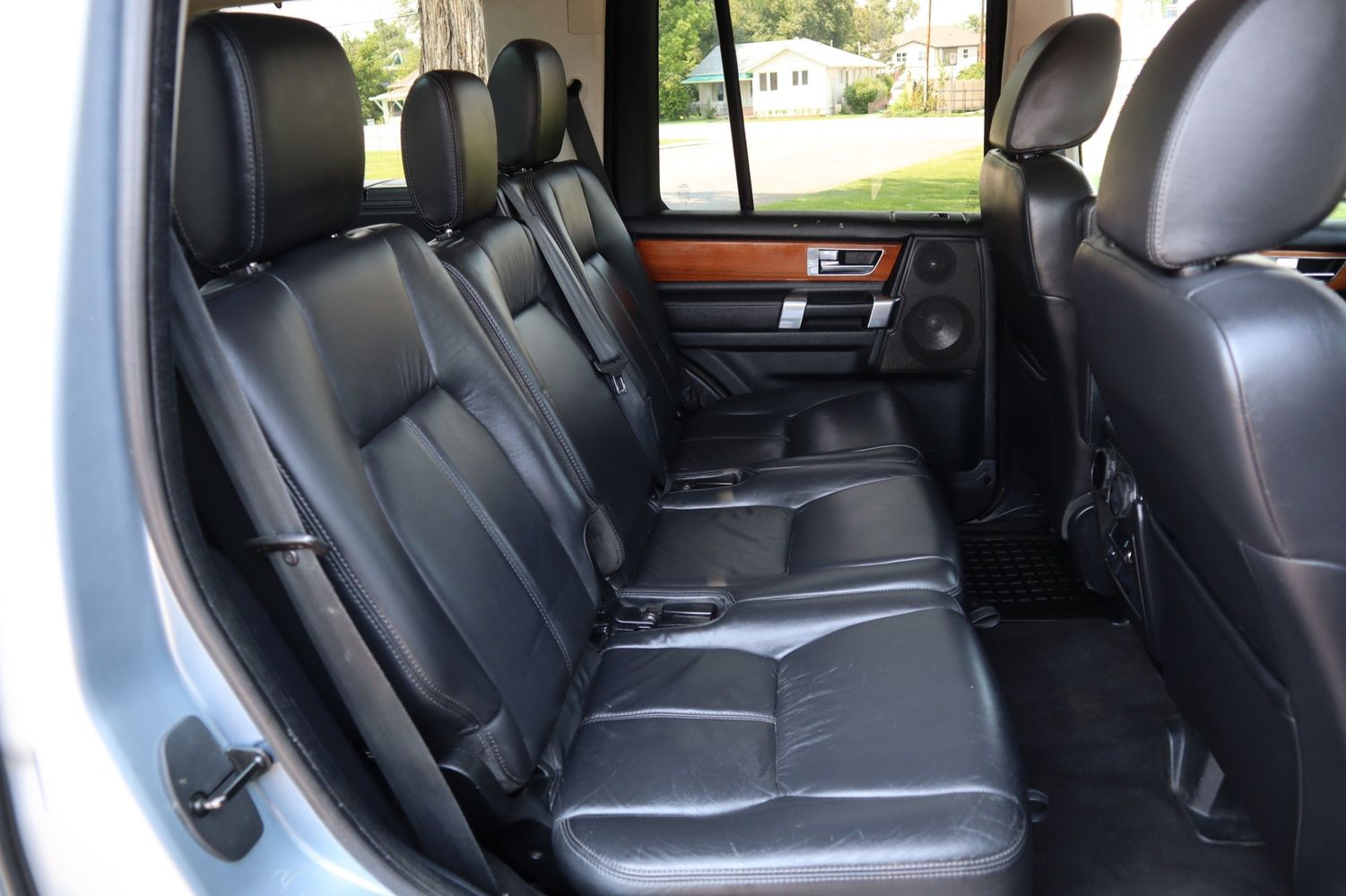 2011 Land Rover LR4 Base | Victory Motors of Colorado