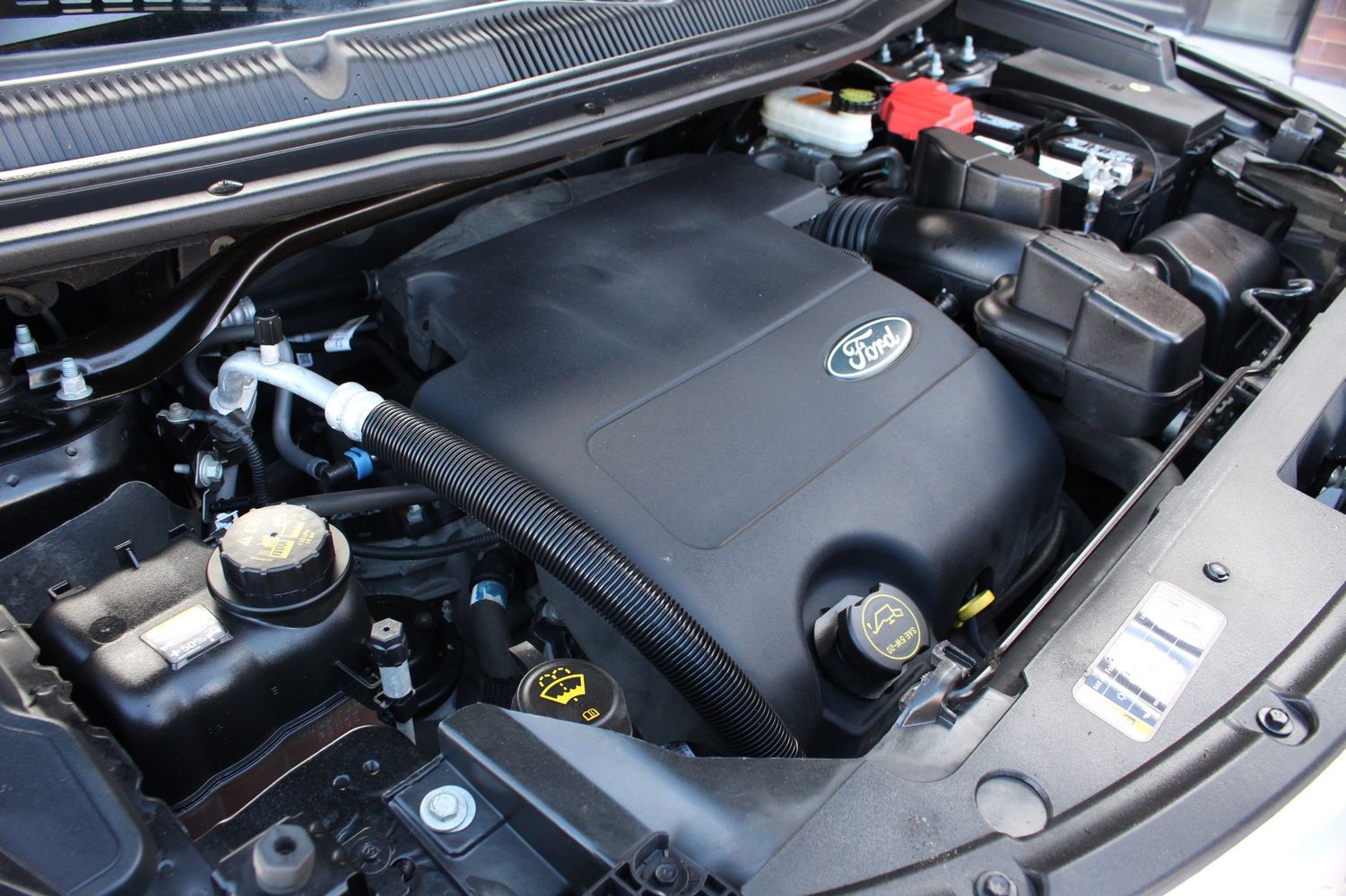 2014 Ford Explorer XLT | Victory Motors of Colorado