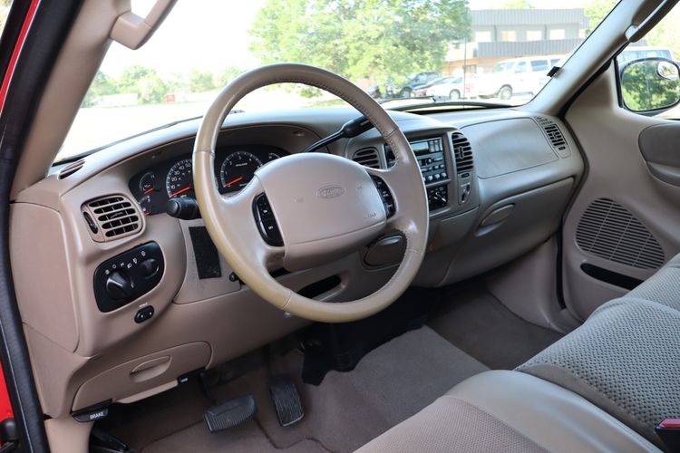 2002 Ford F-150 XLT | Victory Motors of Colorado