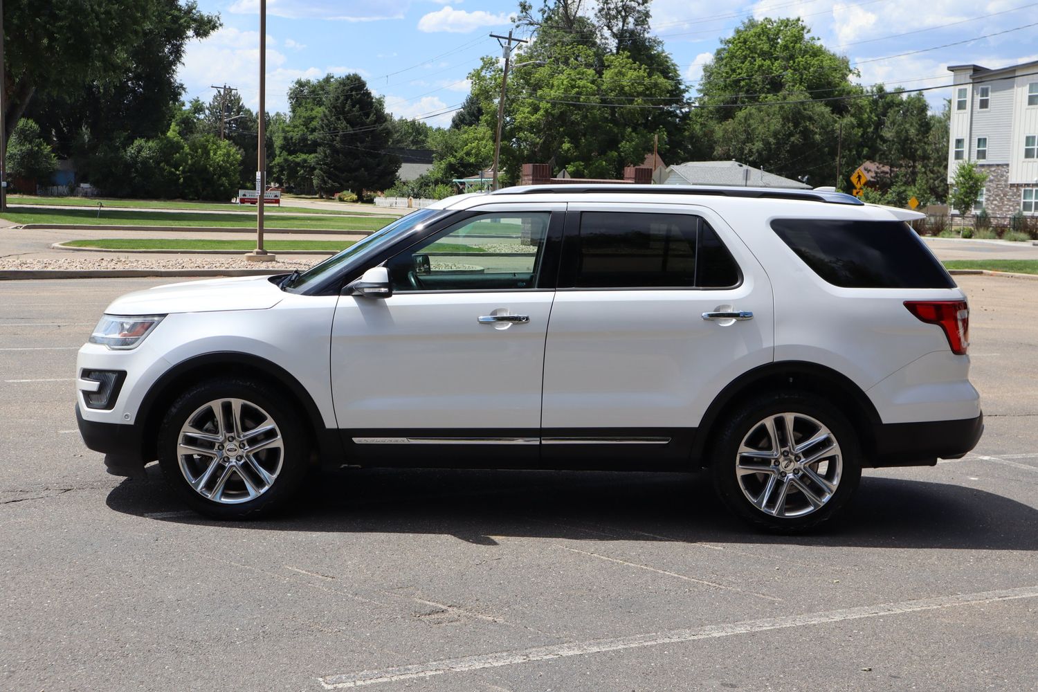 2016 Ford Explorer Limited | Victory Motors of Colorado