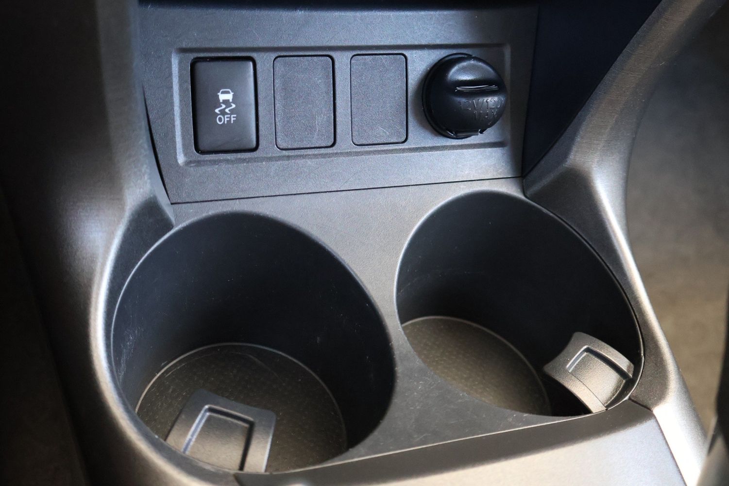 2009 Toyota RAV4 Base | Victory Motors of Colorado