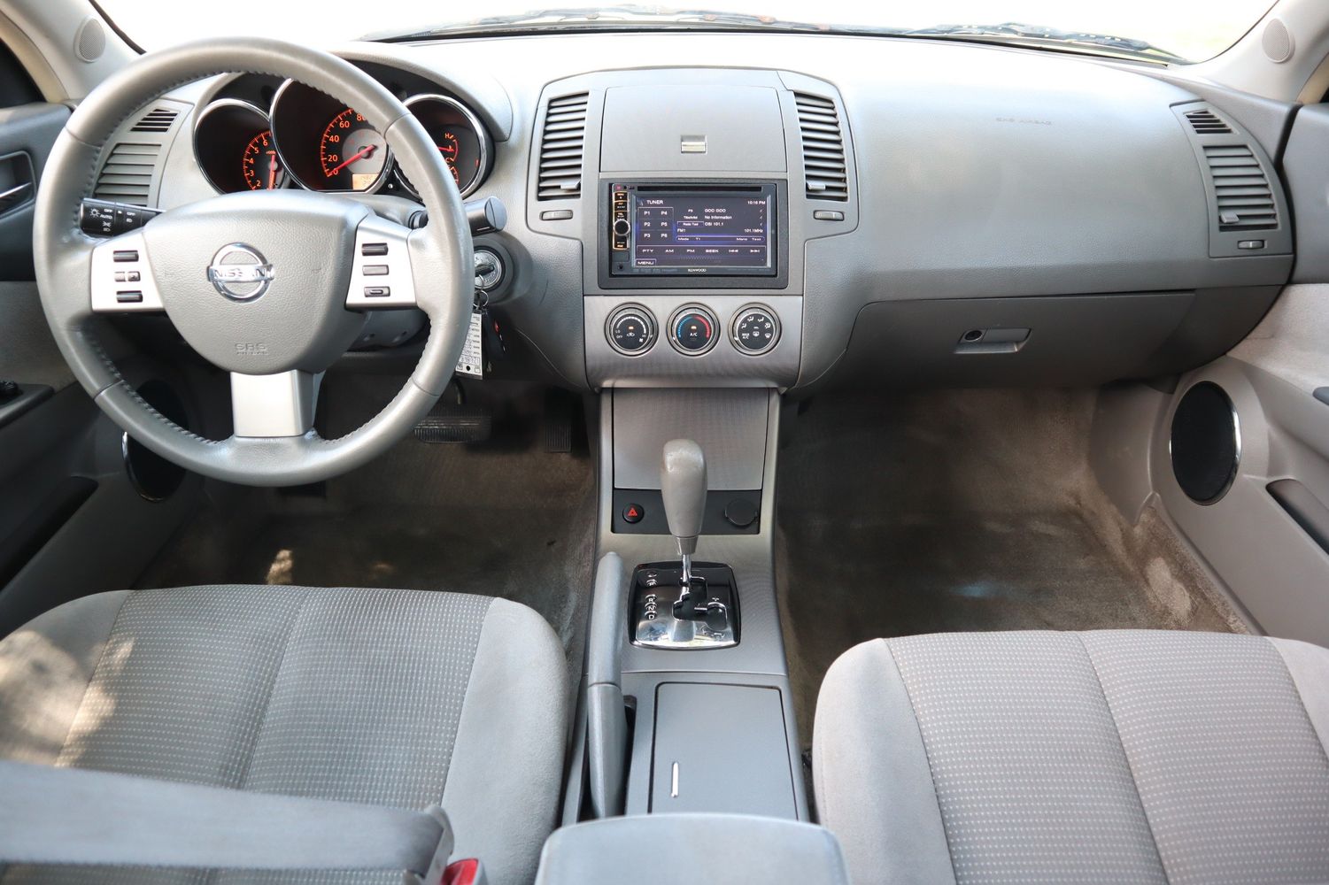 2005 Nissan Altima 3.5 SE | Victory Motors of Colorado