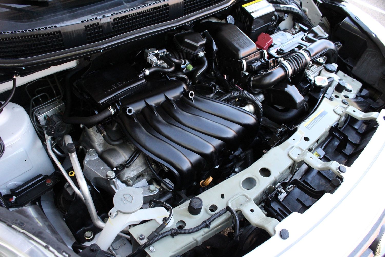 2014 Nissan Versa 1.6 SV | Victory Motors of Colorado