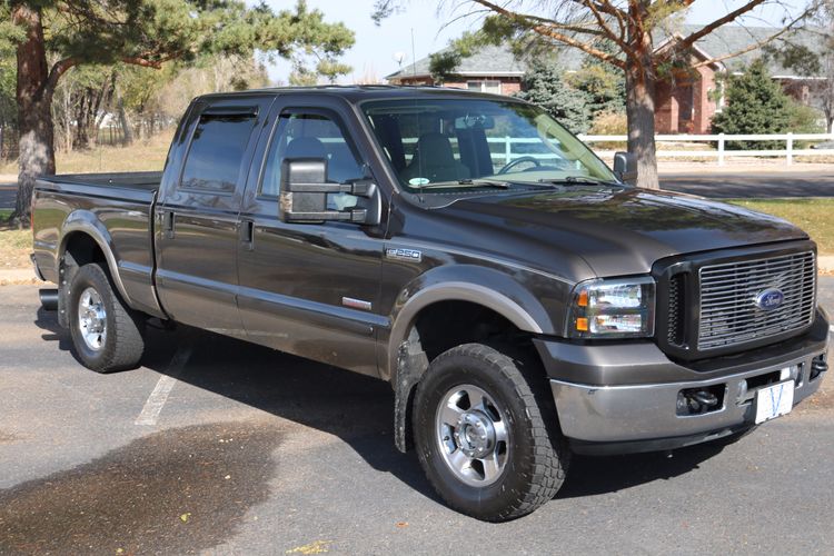 2006 Ford F-250 Super Duty Lariat | Victory Motors of Colorado