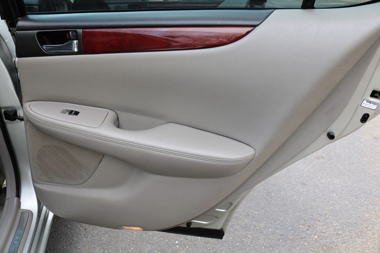 2003 Lexus ES 300 | Victory Motors of Colorado