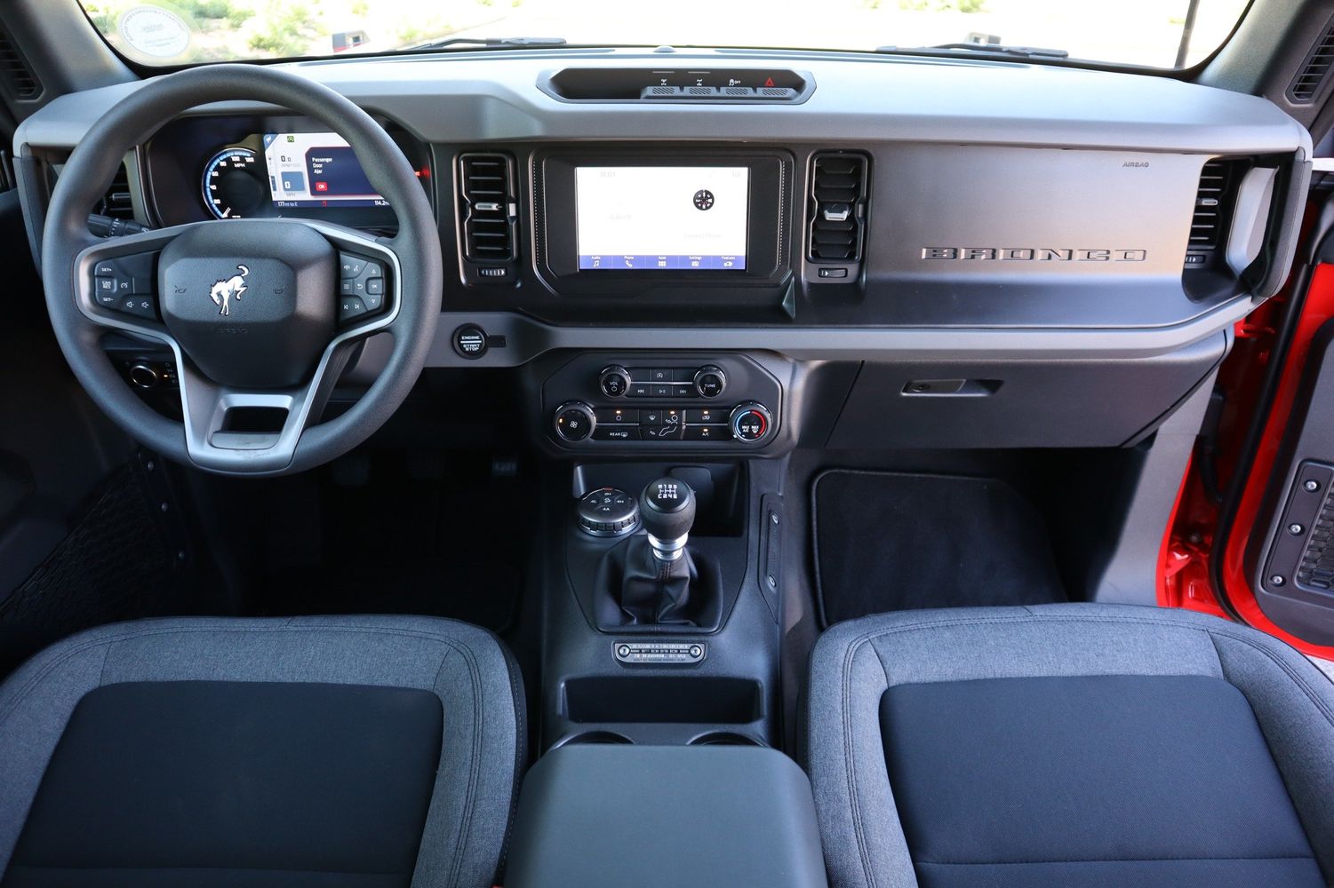 2023 Ford Bronco Base Advanced | Victory Motors of Colorado