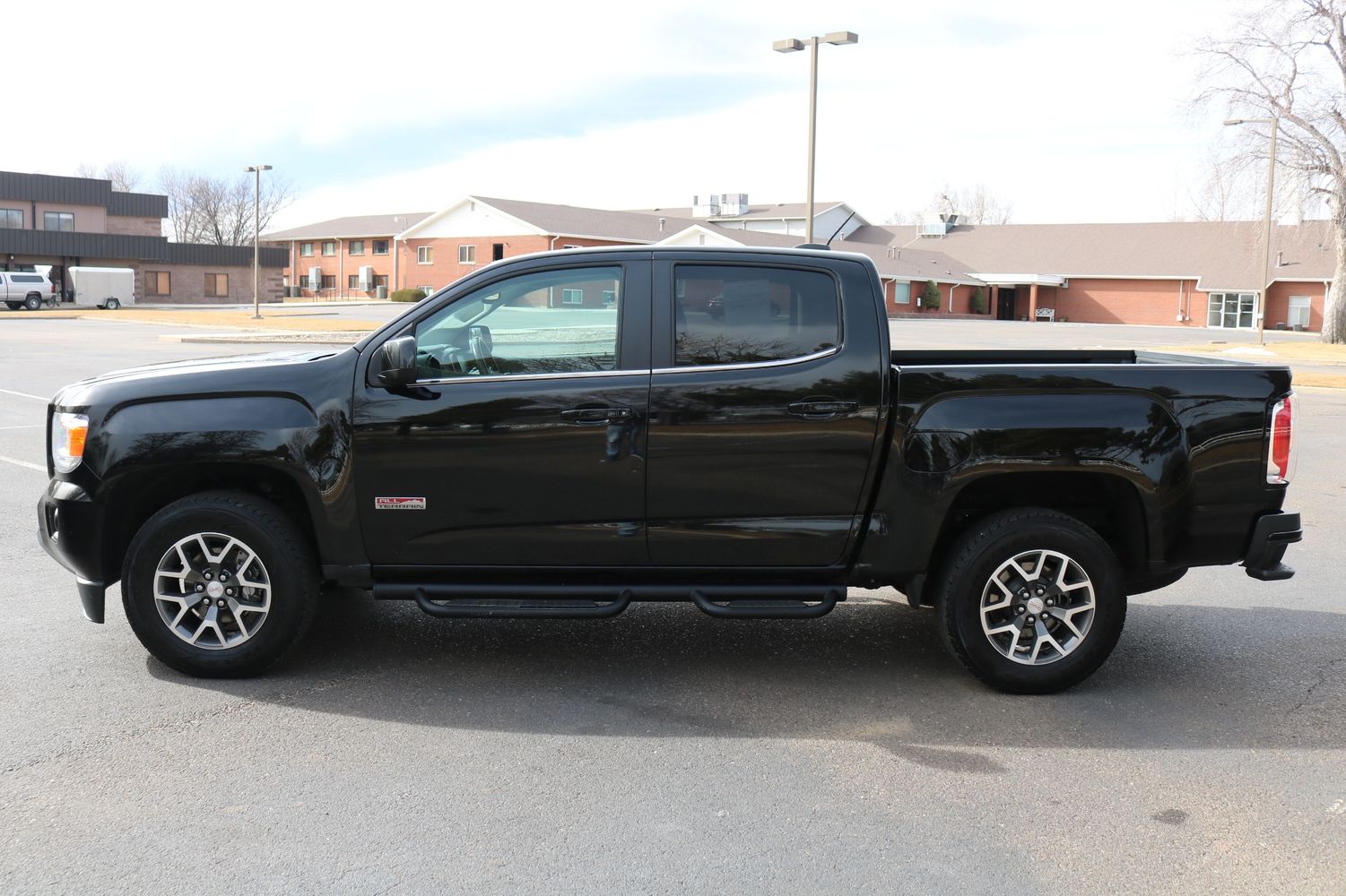 2015 GMC Canyon SLE | Victory Motors of Colorado