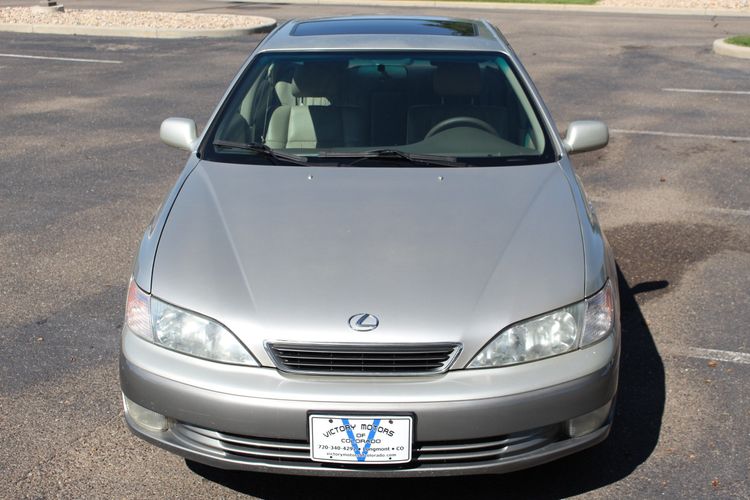 1998 Lexus ES 300 | Victory Motors of Colorado