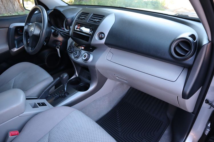 2007 Toyota RAV4 Base | Victory Motors of Colorado