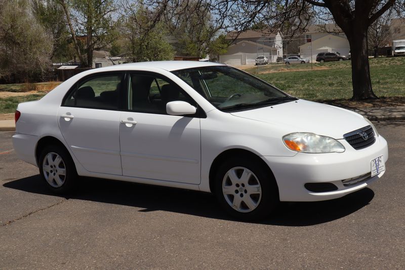 2006 Toyota Corolla Photos