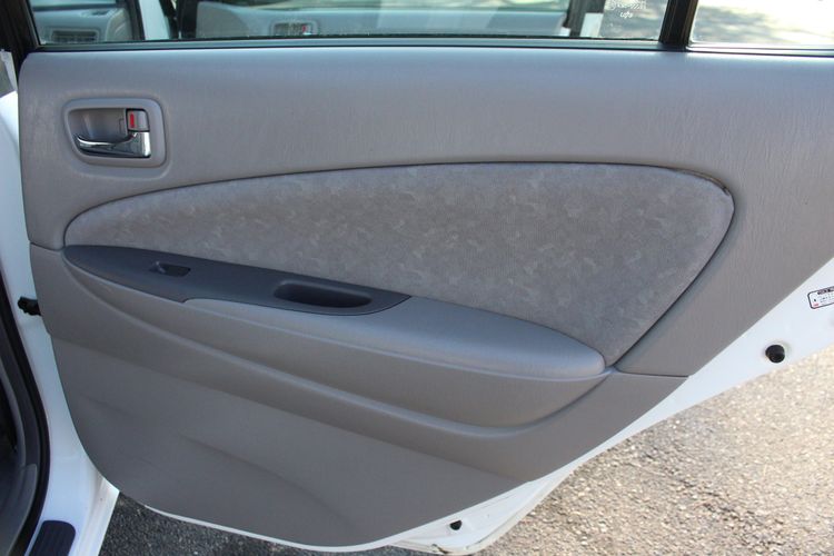 2001 Toyota Prius | Victory Motors of Colorado