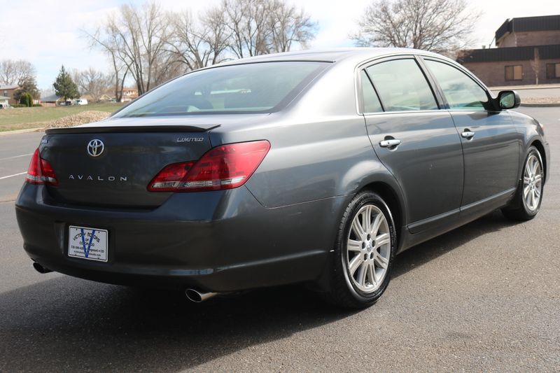 2008 Toyota Avalon Photos