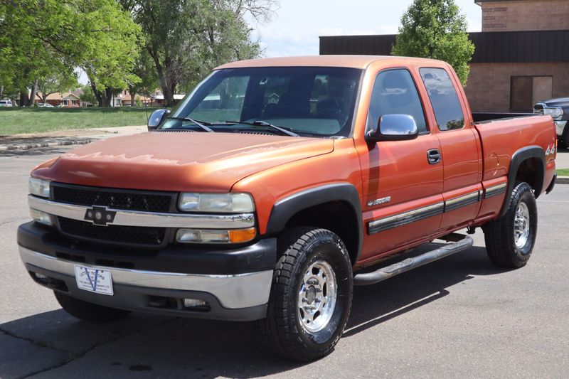 2001 Chevrolet Silverado 2500HD Photos